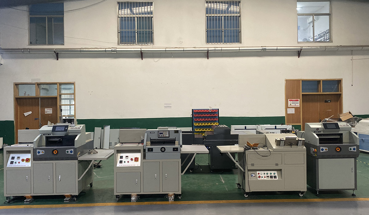 Double100 - The Leading Innovator in Layflat Photo Album Machines ...